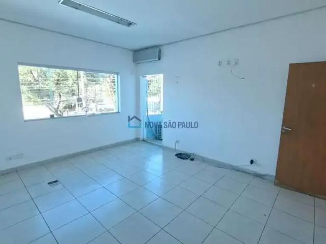Prédio para Locação em São Paulo/SP Vila Monumento