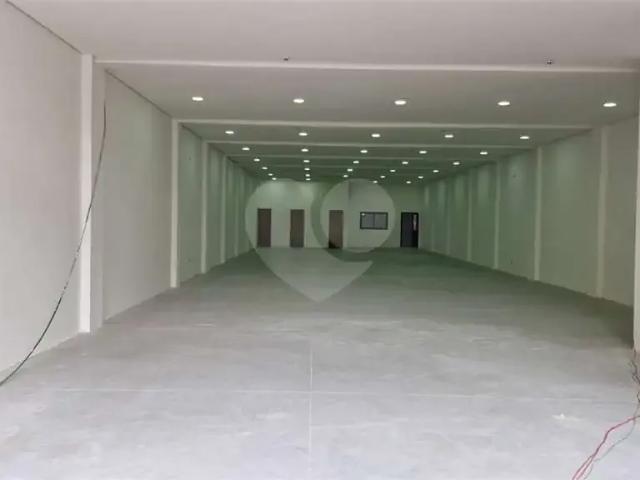 Prédio para Locação em São Paulo/SP Vila Romana