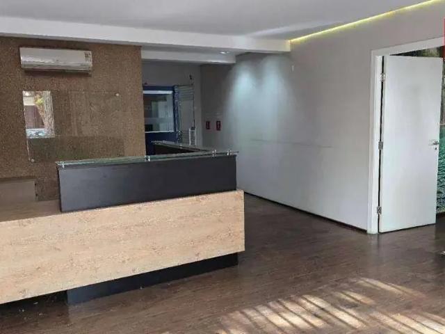 Prédio para Locação em São Paulo/SP Vila Romana