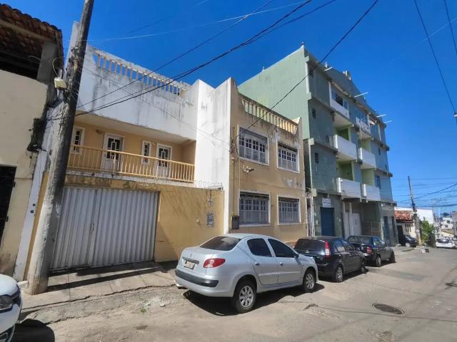 Prédio para Locação em Salvador/BA Itapuã 8 Quartos