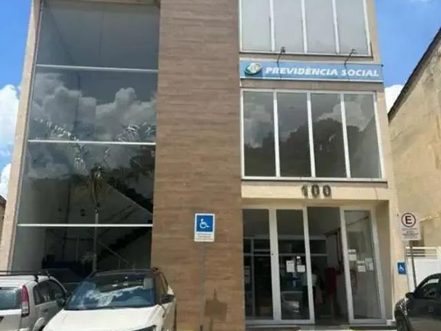 Prédio para Locação em Santana de Parnaíba/SP Centro