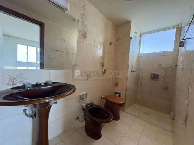 Prédio para Locação em Ponta Grossa/PR Centro 2 Quartos