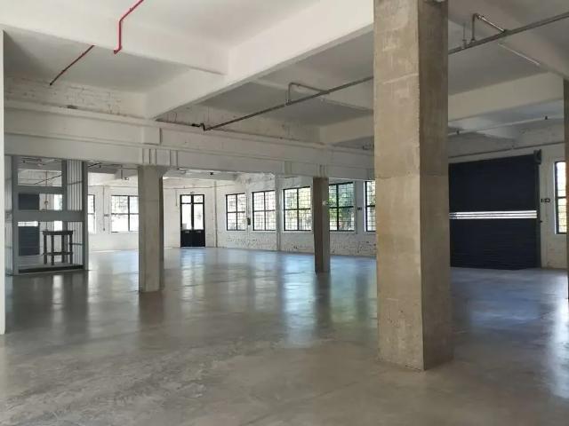 Prédio para Locação em Porto Alegre/RS São Geraldo