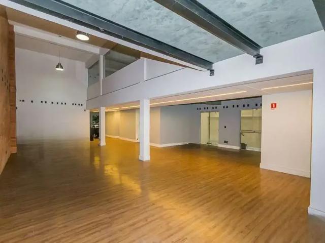 Prédio para Locação em Porto Alegre/RS São João