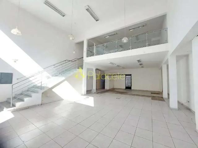 Prédio para Locação em Pindamonhangaba/SP Centro