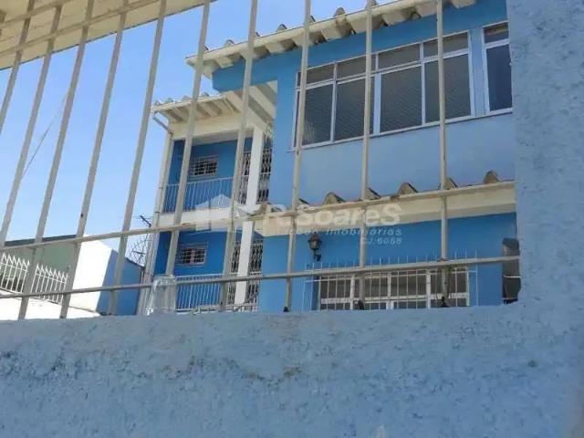 Prédio para Locação em Rio de Janeiro/RJ Vila Valqueire 6 Quartos