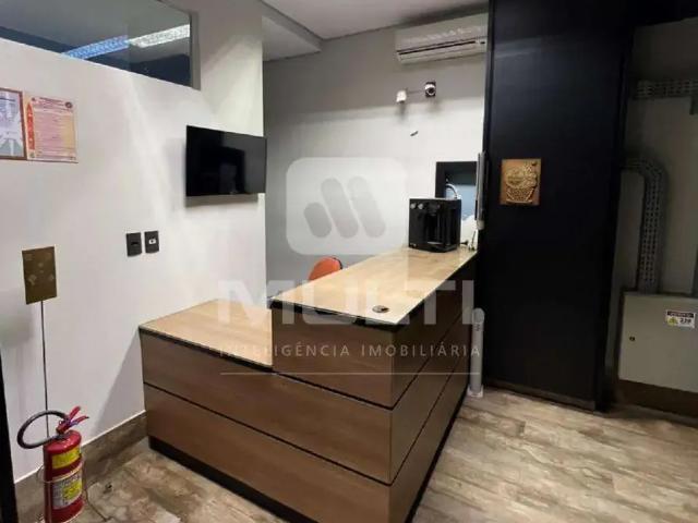 Prédio para Locação em Uberlândia/MG Nossa Senhora Aparecida 1 Quartos