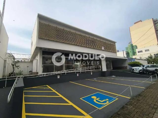 Prédio para Locação em Uberlândia/MG Centro 3 Quartos