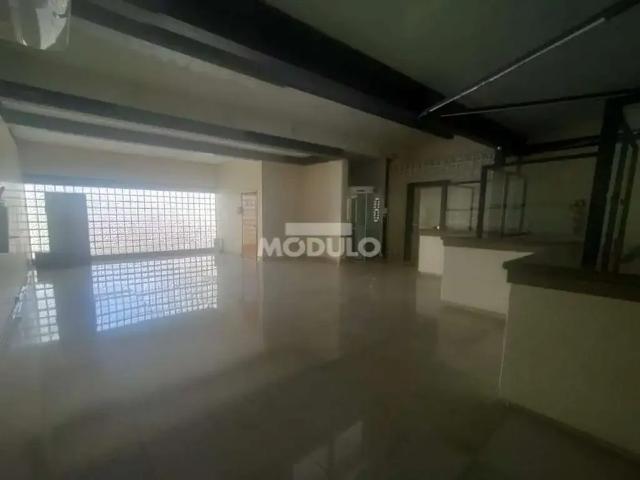 Prédio para Locação em Uberlândia/MG Lidice