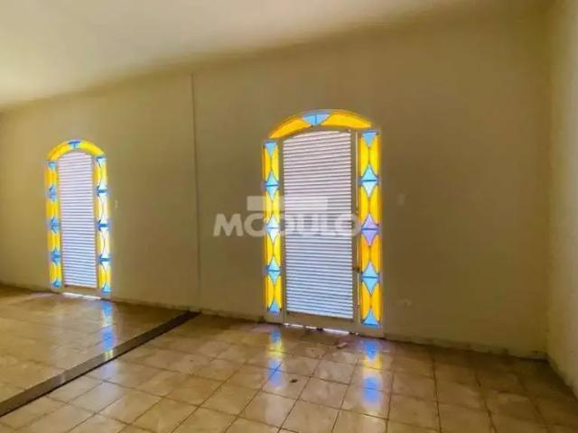 Prédio para Locação em Uberlândia/MG Lidice