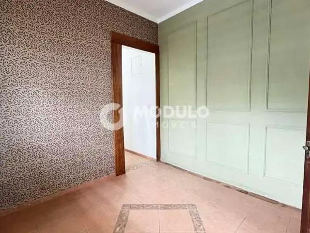 Prédio para Locação em Uberlândia/MG Saraiva