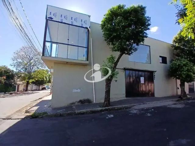 Prédio para Locação em Uberlândia/MG Saraiva