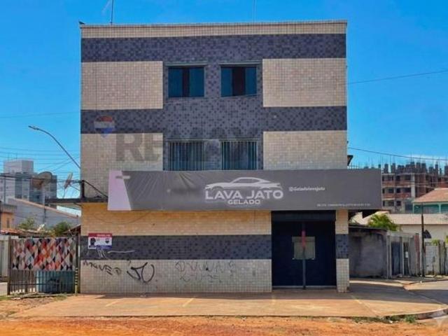 Prédio QS 318 SAMAMBAIA SUL 2 LOJAS 4 APARTAMENTOS