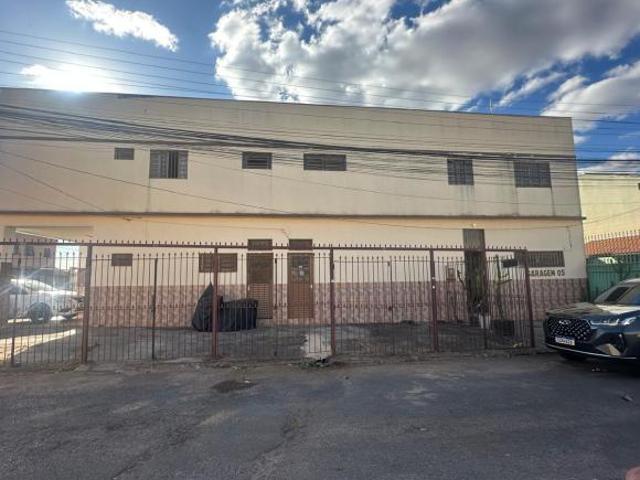 Prédio QS 7 Praça 200 Res. Bernardo Investimento