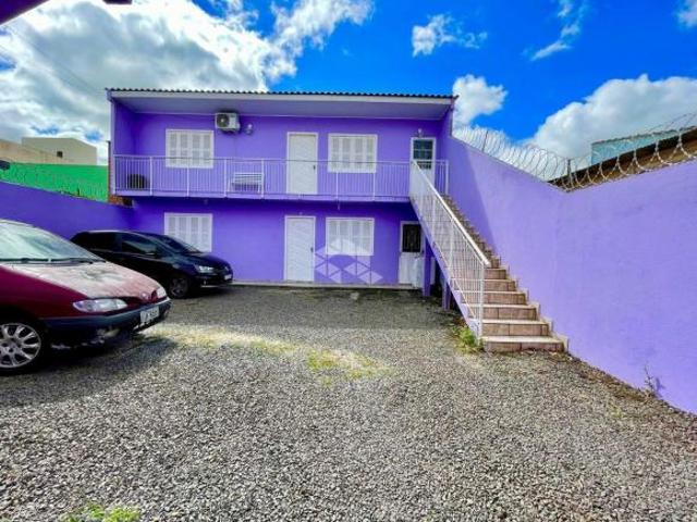 Prédio Residencial com 4 apartamentos amplos, no bairro Sarandi, em Porto Alegre