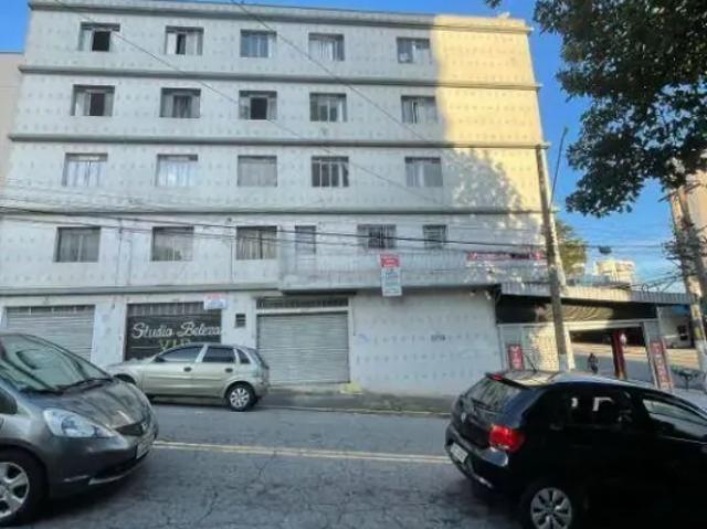 Prédio residencial e comercial com 16 apartamentos e 4 salões comerciais próximo ao metrõ alto do ip