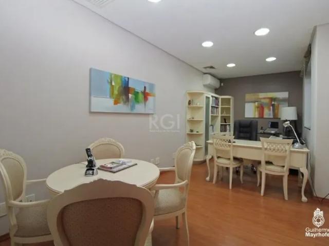 Prédio Residencial em Auxiliadora