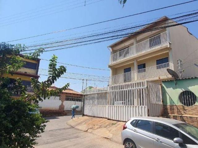 Prédio Residencial na QR 402 Samambaia Norte, Aceita financiamento, 03 pavimentos, 03 alugueis
