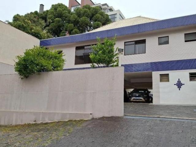 Prédio/comercial/residencial, 04 Cj e 02 lojas, + Casa com 07 suítes, no Bacacheri em Curitiba PR