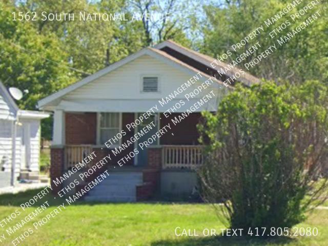 Available Now! 3 bed/1bath Near Missouri State!
