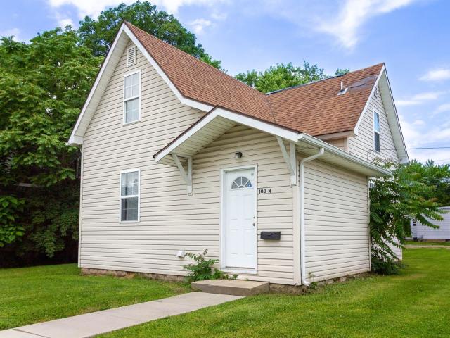 100 N Martin St Walk to Ball State – Spacious 4BR Home with Modern Upgrades! PRELEASING for AUGUST!