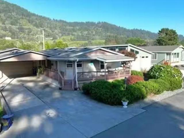 Premier Ocean Properties Rentals, 14741 Sandpiper Place, Brook.