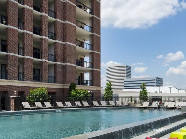Premier One Bedroom Apartment Available For Rent