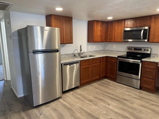 Premier Apartments 1 Bedroom Apartment for Rent at 2330 W Belmont Ave, Phoenix, AZ 85021 Vista Income Estates
