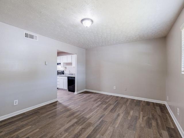 Premier Club Apartments 15 Minutes to Everything South Atlanta & Airport 1 Bedroom Apartment for Rent at 5100 Highpoint Rd, Union City, GA 30291