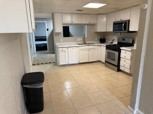 Premier CoLiving on Houston’s North Side with TVs