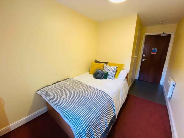 Premier En Suite B Has an Apartment