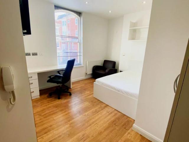 Premier Studio