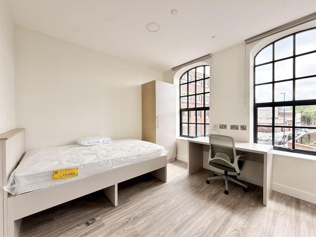 Premium First Floor Studio Oracle, Roden Street NG3, Studio to rent, £799 pcm | PrimeLocation