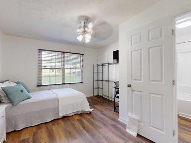 Premium, Luxury, Brand New LARGE rooms & Common