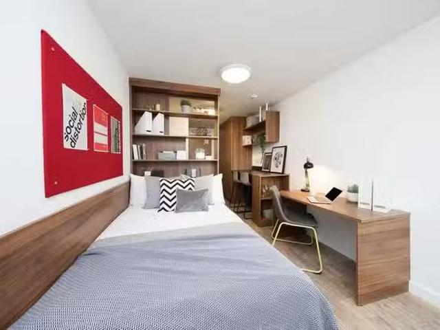 Premium Range 1 Studio