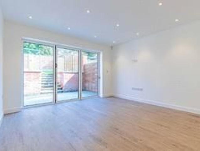 Premium Room Let – Kings Langley Herts