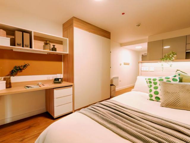 Premium Studio