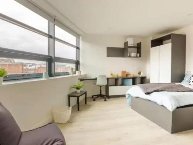 Premium Studio
