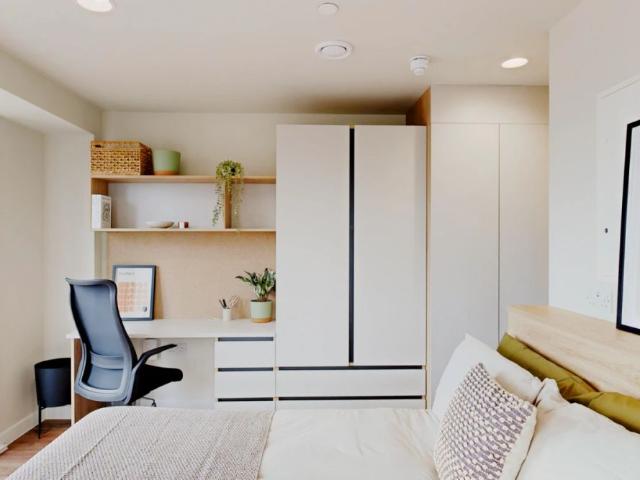 Premium Studio