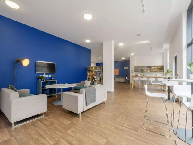 Premium Studio | Rosedale Court