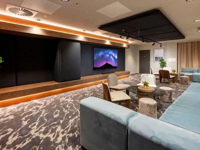 Premium Terrace Studio