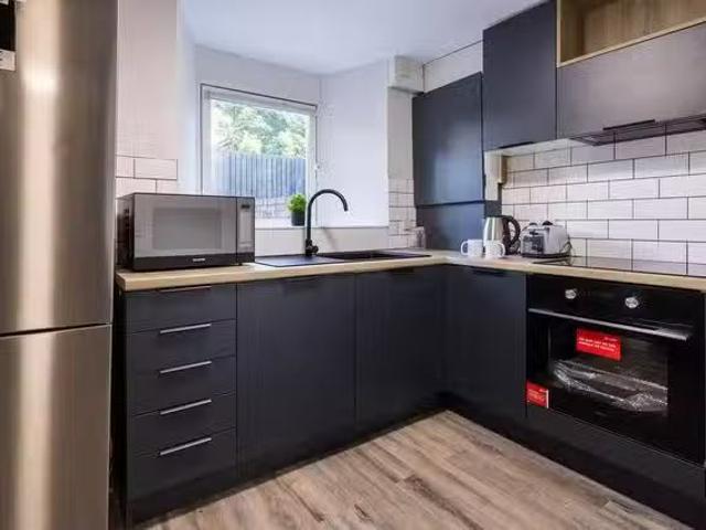 Premium 1 Bed Flat