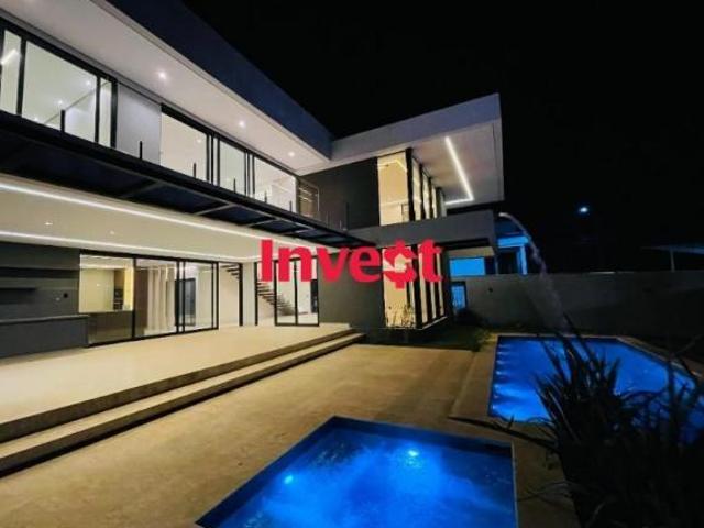 PREMIUM! 4 Suítes, Lazer Completo, Condomínio, Melhor Acabamento, 720m², Moderna na Rua 04 em Vicent