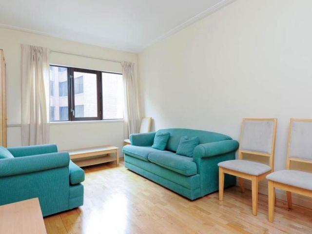 Prescot Street, Aldgate, London, E1 1 bed flat to rent £2,145 pcm £495 pw