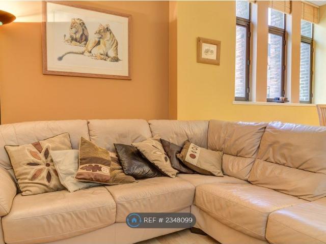 Prescot Street, London E1, 3 bed flat to rent, £3,850 pcm | PrimeLocation