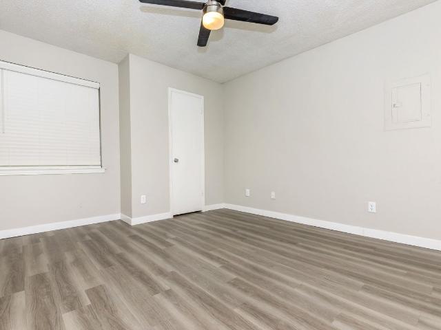Prescott Park Apartment Homes 1 Bedroom Apartment for Rent at 8951 Randol Mill Rd, Fort Worth, TX 76120 Cottonwood Village