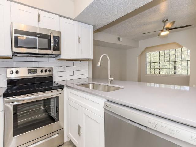 Prescott Park Apartment Homes 2 Bedroom Apartment for Rent at 8951 Randol Mill Rd, Fort Worth, TX 76120 Cottonwood Village
