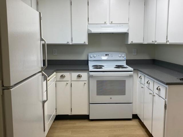 Present day 2 bedroom duplexes perfect for everyday living!