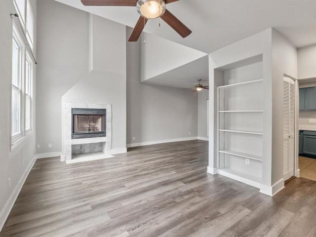 Preservation Square 2 Bedroom Apartment for Rent at 904 W 21st St, Austin, TX 78705 West University