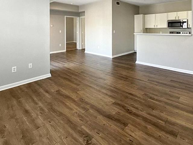 Preserve at Baytown 2 Bedroom Apartment for Rent at 2100 W Baker Rd, Baytown, TX 77521